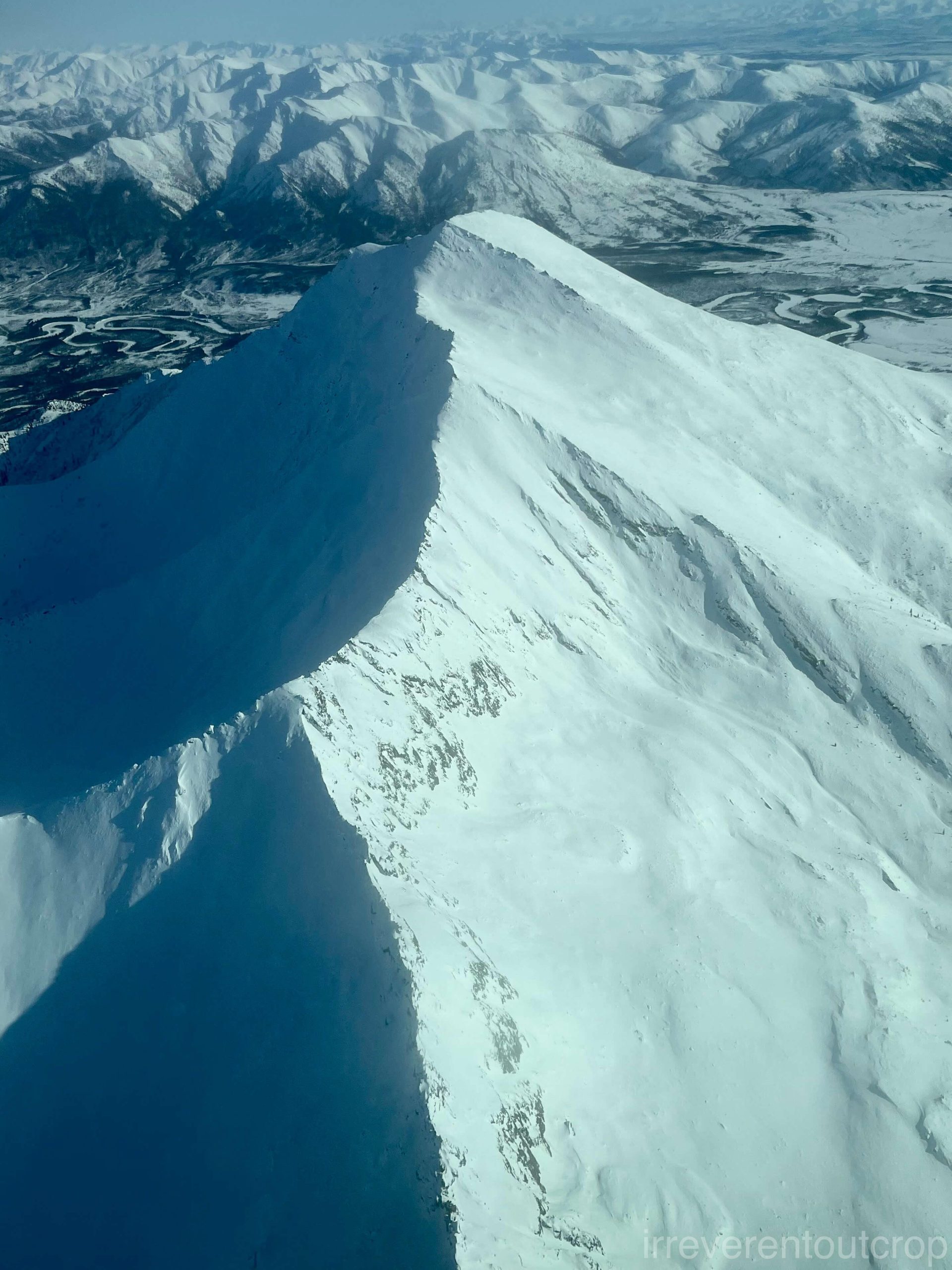 Flying over the northernmost mountains: Alaska’s Brooks Range and Gates ...