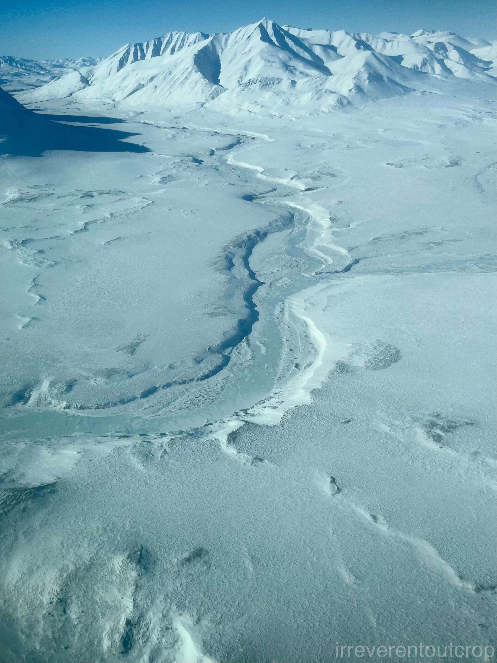 Flying over the northernmost mountains: Alaska’s Brooks Range and Gates ...
